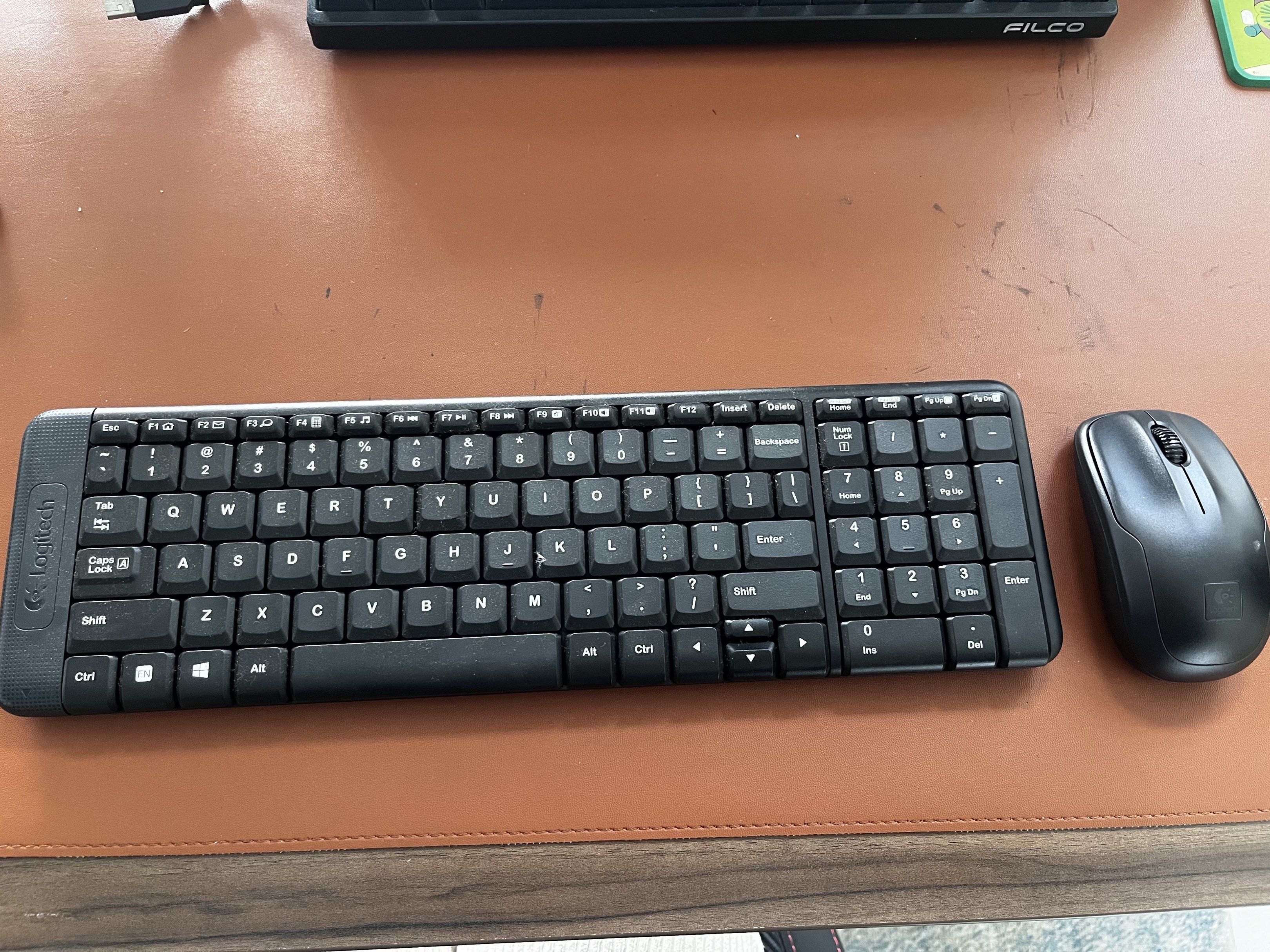 Logitech MK220 Wireless Keyboard and Mouse Combo, Computers & Tech ...