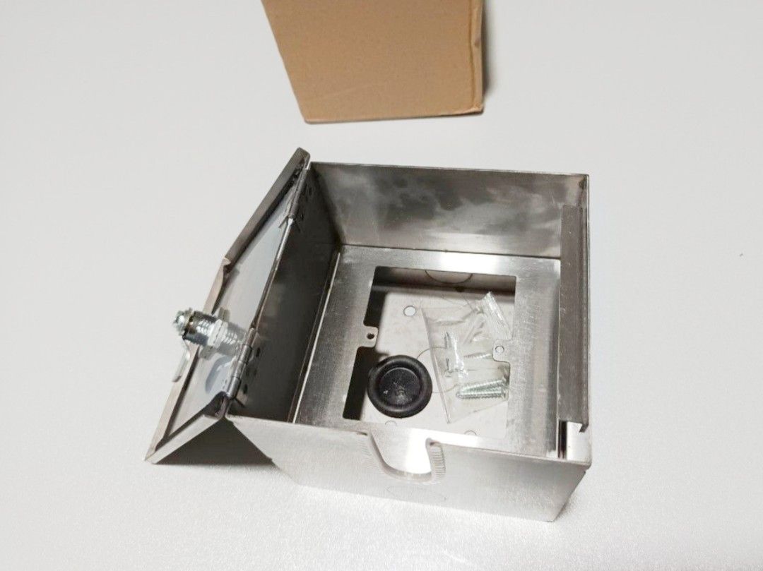 MK Stainless Steel Socket Enclosure with Lock, TV & Home Appliances ...