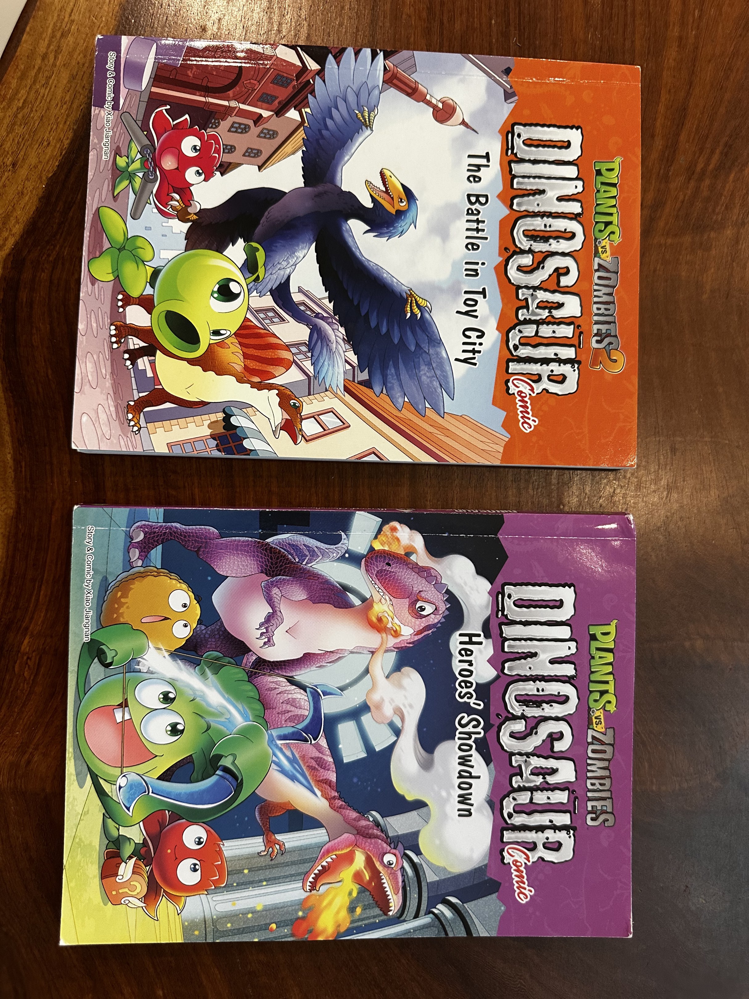Plants vs Zombies Dinosaur Comic Book Set, Hobbies & Toys, Books ...
