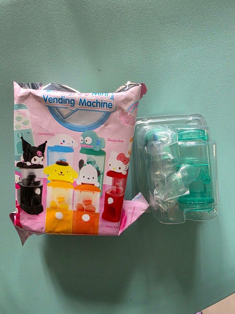 Sanrio Papa Mini Vending Machine, Hobbies & Toys, Toys & Games on Carousell