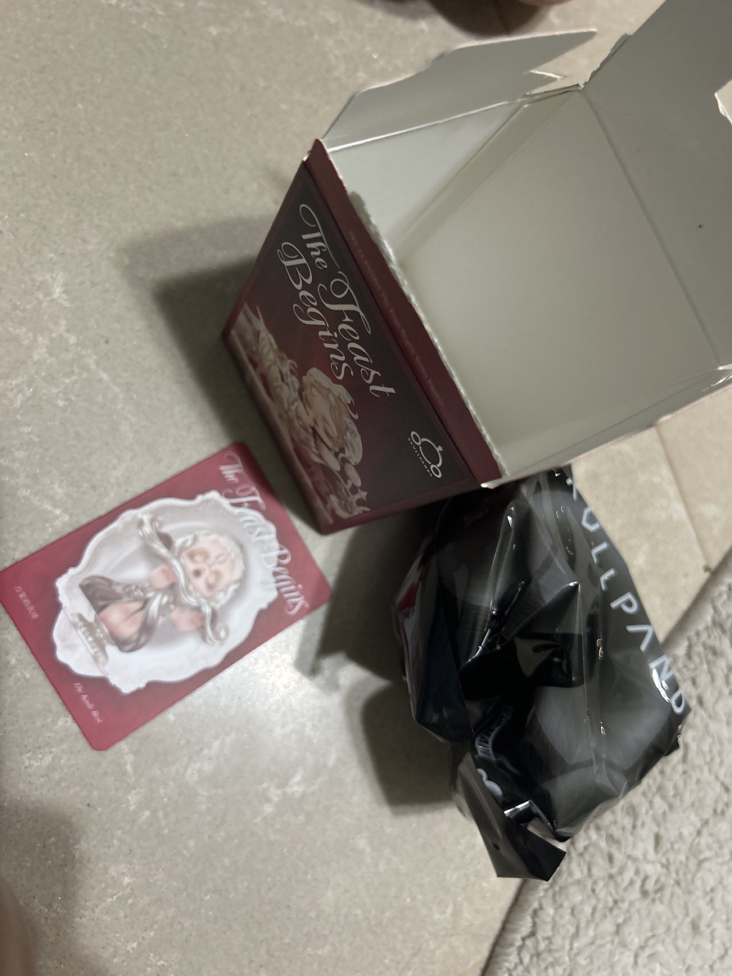 SKULLPANDA The Feast Begins The Knife Rest, Hobbies & Toys, Toys ...