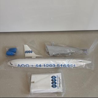 Cathay Pacific Boeing 777-300ER Aircraft Model, Hobbies & Toys, Toys ...