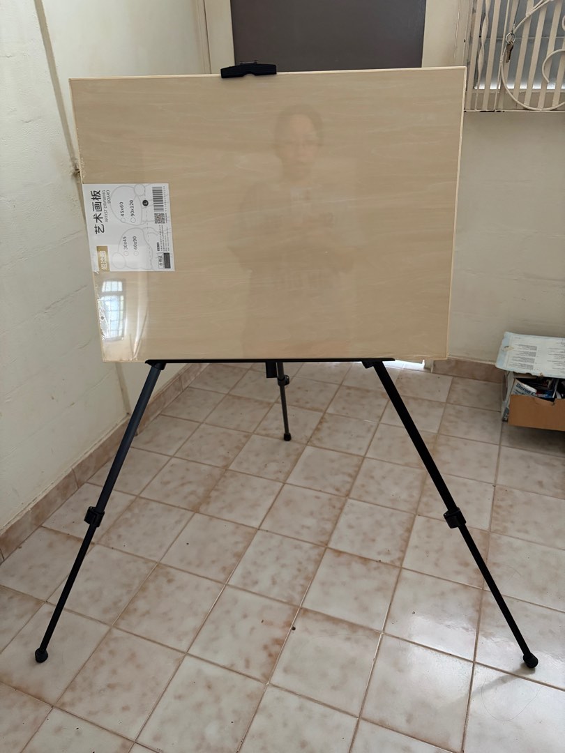 Artist Drawing Board with Easel, Hobbies & Toys, Art & Prints on Carousell