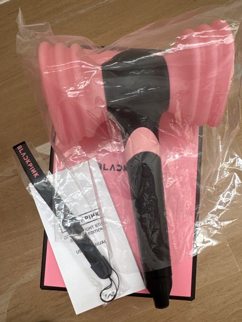 BLACKPINK Official Light Stick Special Edition, Hobbies & Toys ...