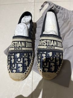 Christian Dior (with Dior Box), Luxury, Sneakers & Footwear on Carousell