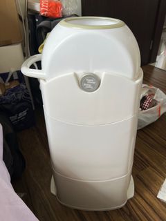 Diaper champ diaper bin, Babies & Kids, Bathing & Changing, Diapers ...