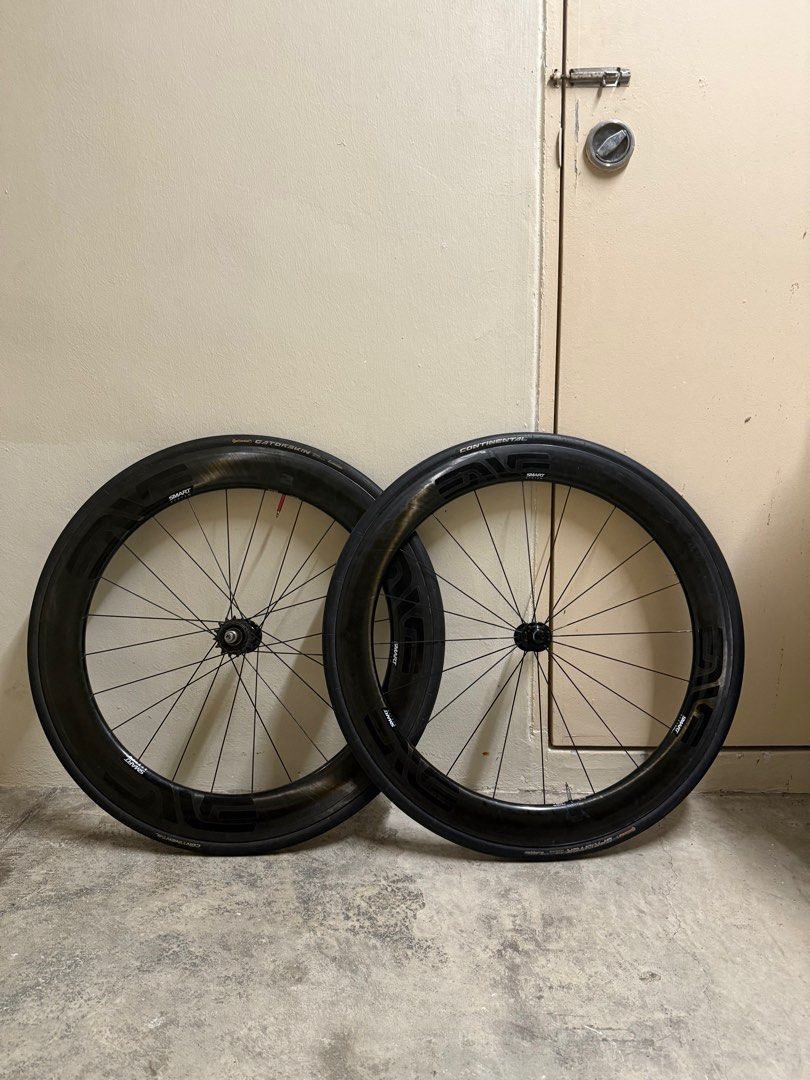 Enve ses 6.7 track wheelset for fixed gear, Sports Equipment, Bicycles ...