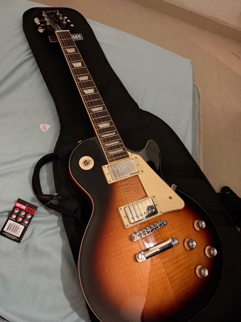 Epiphone Les Paul Electric Guitar with Gator Case, Hobbies & Toys ...