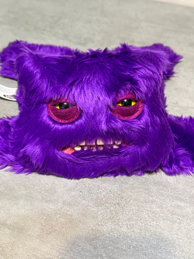 fuggler the ruggler OG *Grail*, 傢俬＆家居, 家居裝飾, 地氊 - Carousell