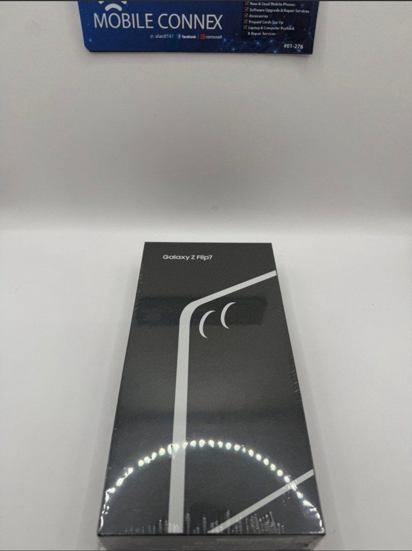 Galaxy Z Flip 7 256GB Jetblack, Mobile Phones & Gadgets, Mobile Phones ...