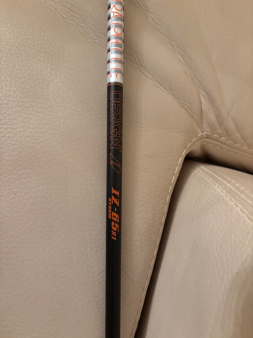 Graphite Design Tour AD IZ Hybrid Shaft - 65 R1, Sports Equipment ...