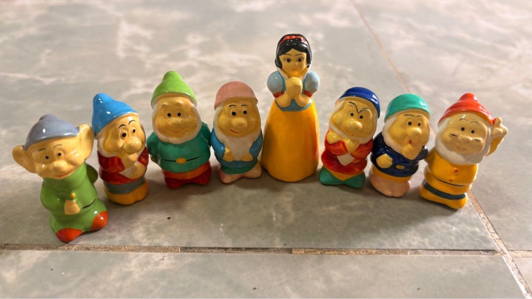 Hand painted clay Vintage Disney Snow White and the Seven Dwarfs ...
