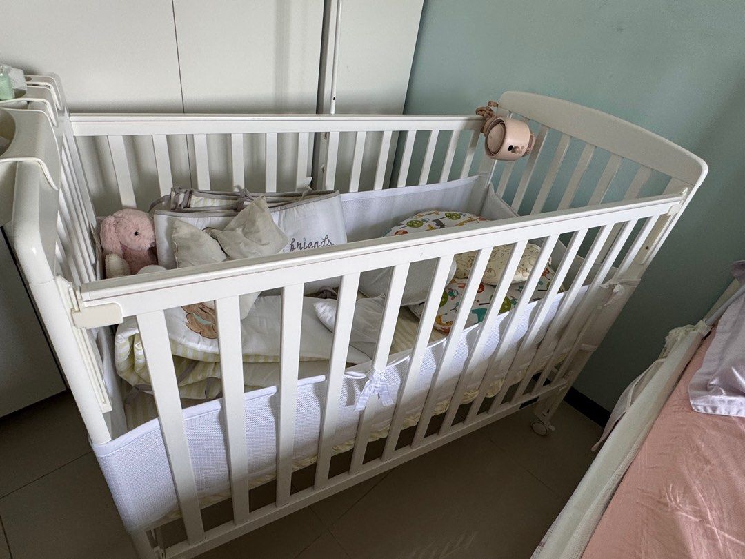 HAPPY COT HAPPY STAR 5-IN-1 CONVERTIBLE BABY COT, Babies & Kids, Baby ...