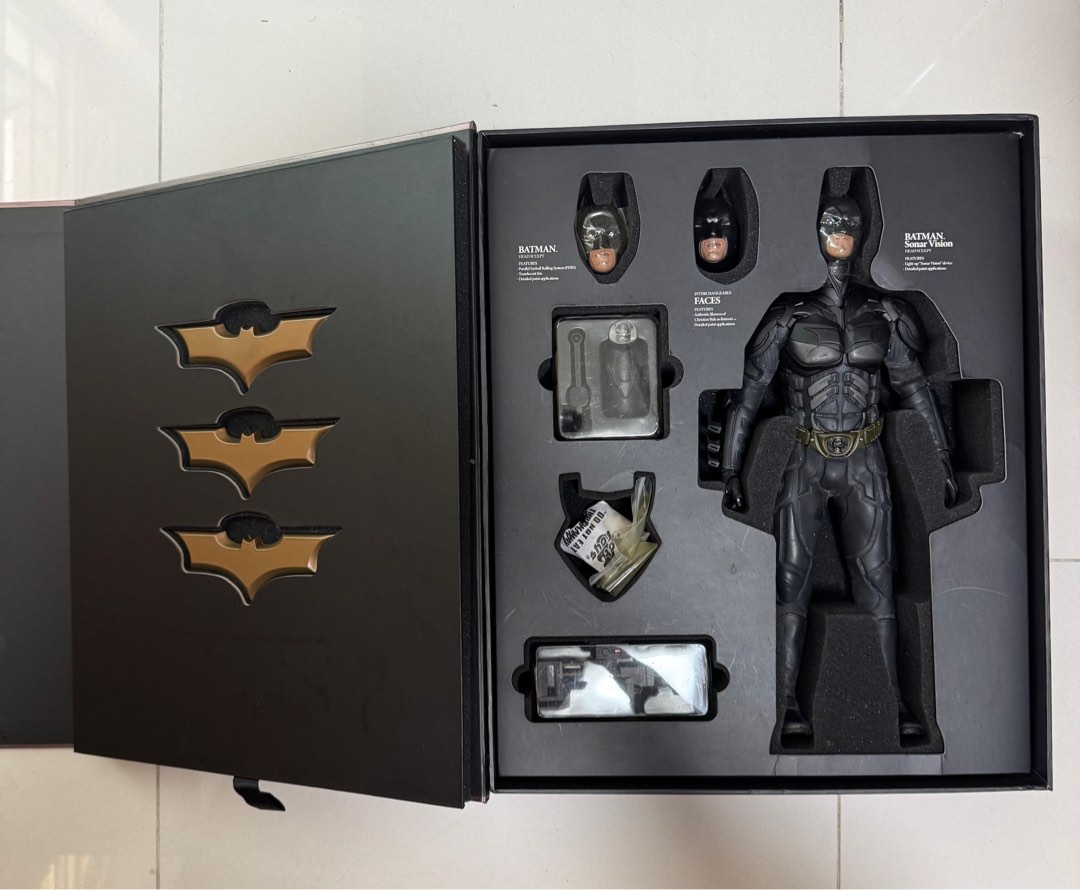 Hot Toys DX02 Batman Sonar Vision 1/6 Scale Figure, Hobbies & Toys ...
