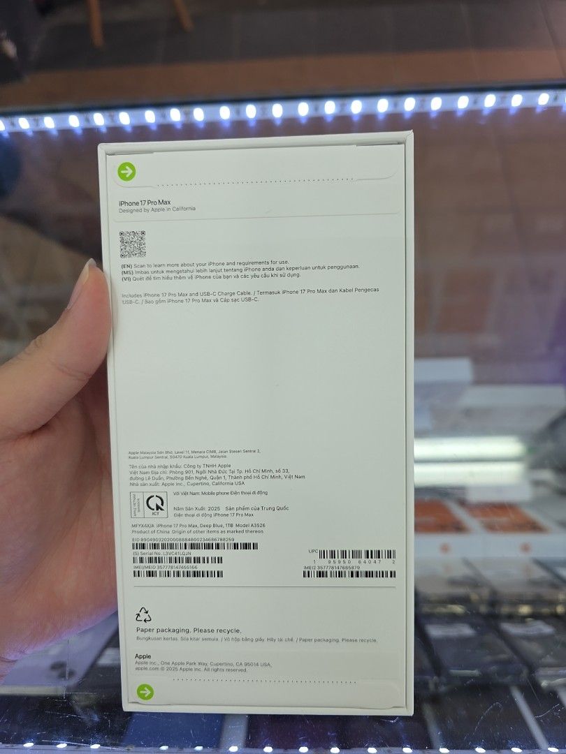 iPhone 17 Pro Max 1TB Deep Blue, Mobile Phones & Gadgets, Mobile Phones ...