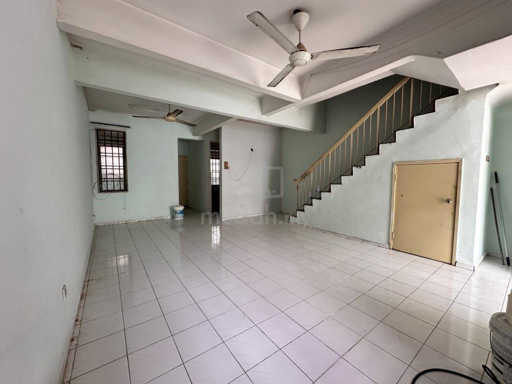 Jalan Banang Bukit Tiram Double Storey Terrace House,Ulu Tiram ...