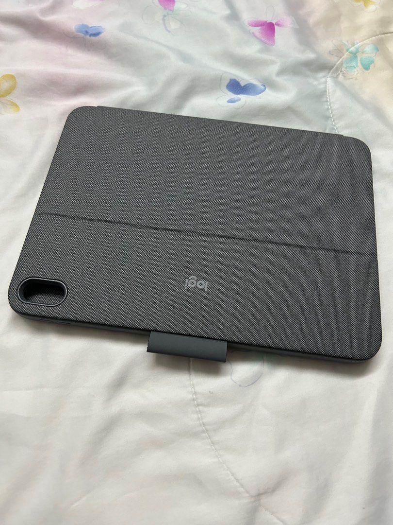 Logitech combo touch Keyboard Case for iPad gen 10/a16, Mobile Phones ...