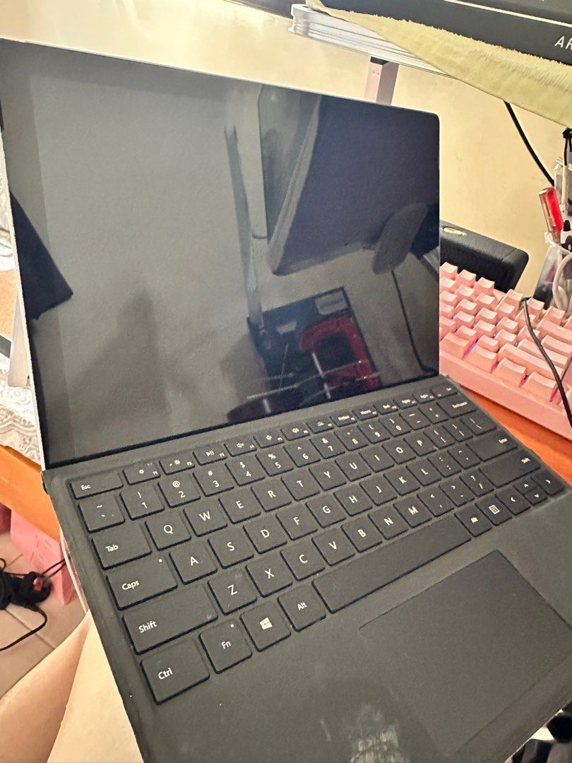 microsoft surface pro 5 / 128GB, Computers & Tech, Laptops & Notebooks on Carousell