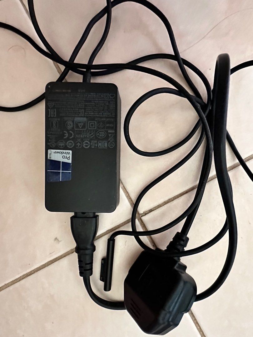 microsoft surface pro 5 / 128GB, Computers & Tech, Laptops & Notebooks ...