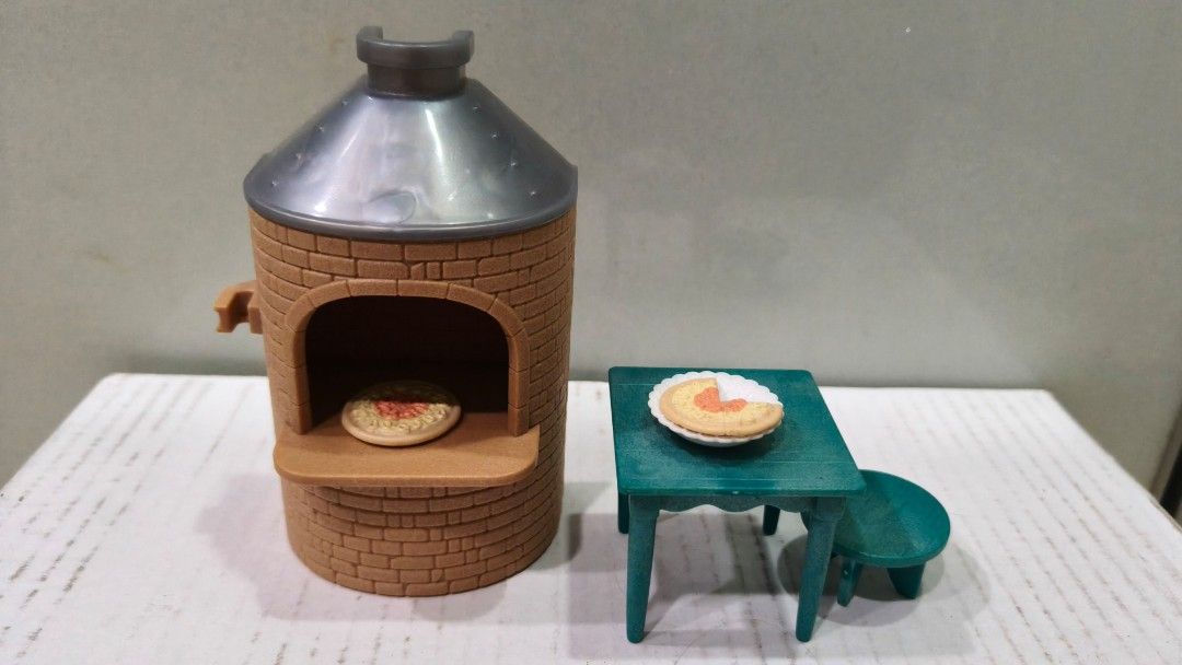 Sylvanian Families Pizza Restaurant Replacement Oven Table Stool ...