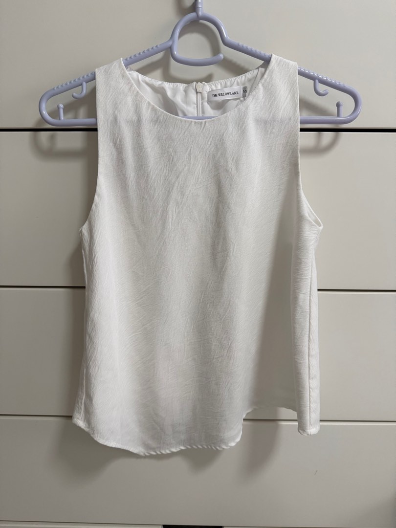 The Willow Label White Asymmetric Top, Women's Fashion, Tops ...