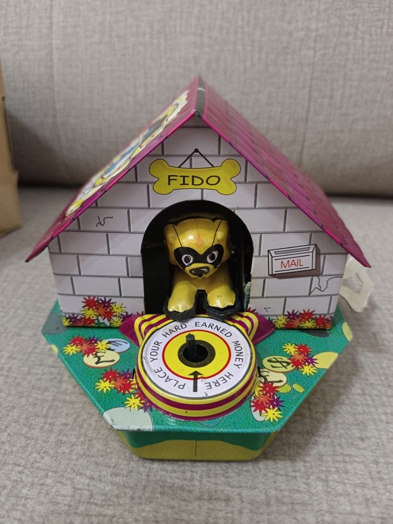 Vintage Tin treasures toy piggy coin bank Fido with classic wind up ...