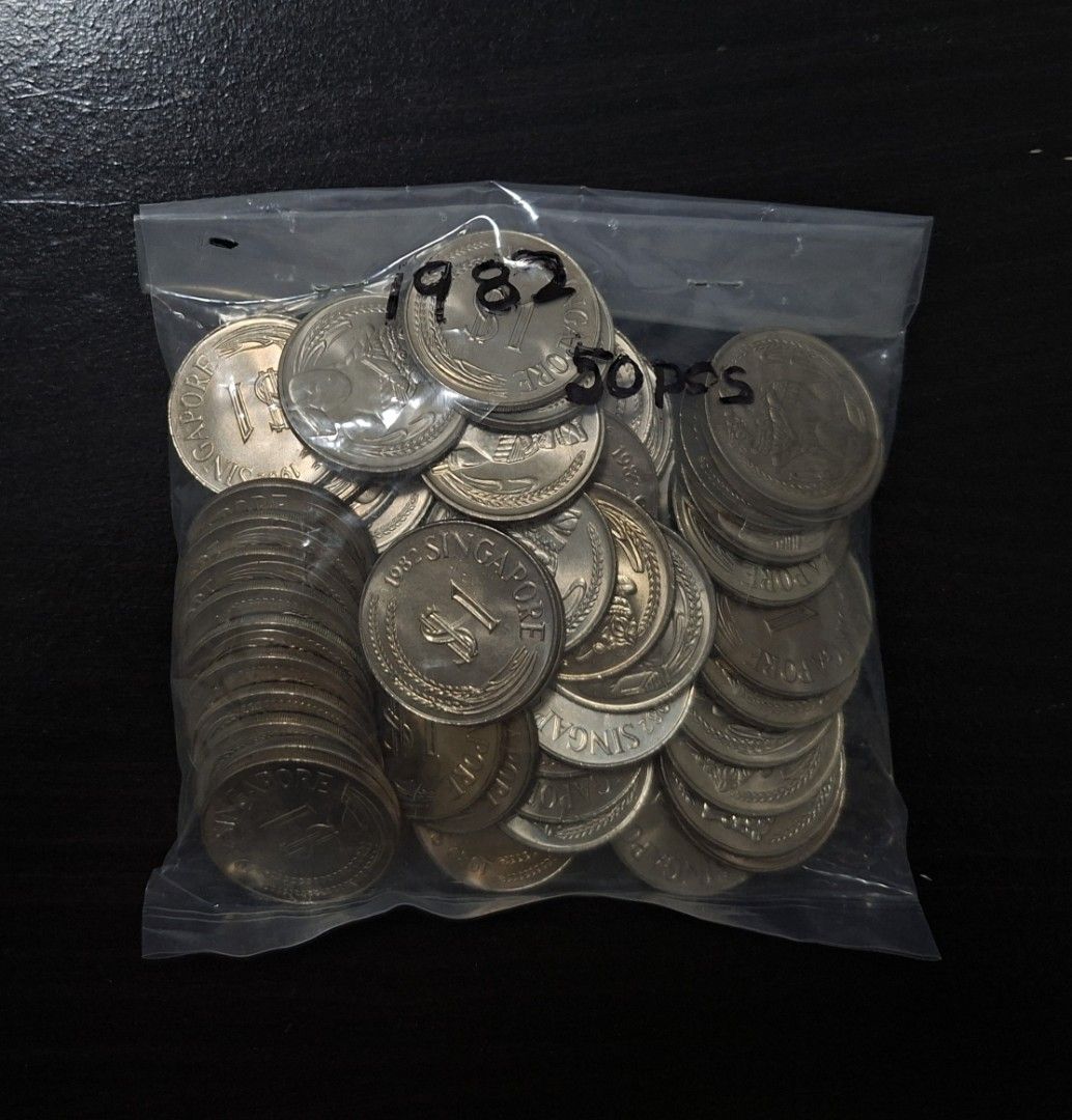 1982 $1 Merlion Coin 50pcs, Hobbies & Toys, Memorabilia & Collectibles ...
