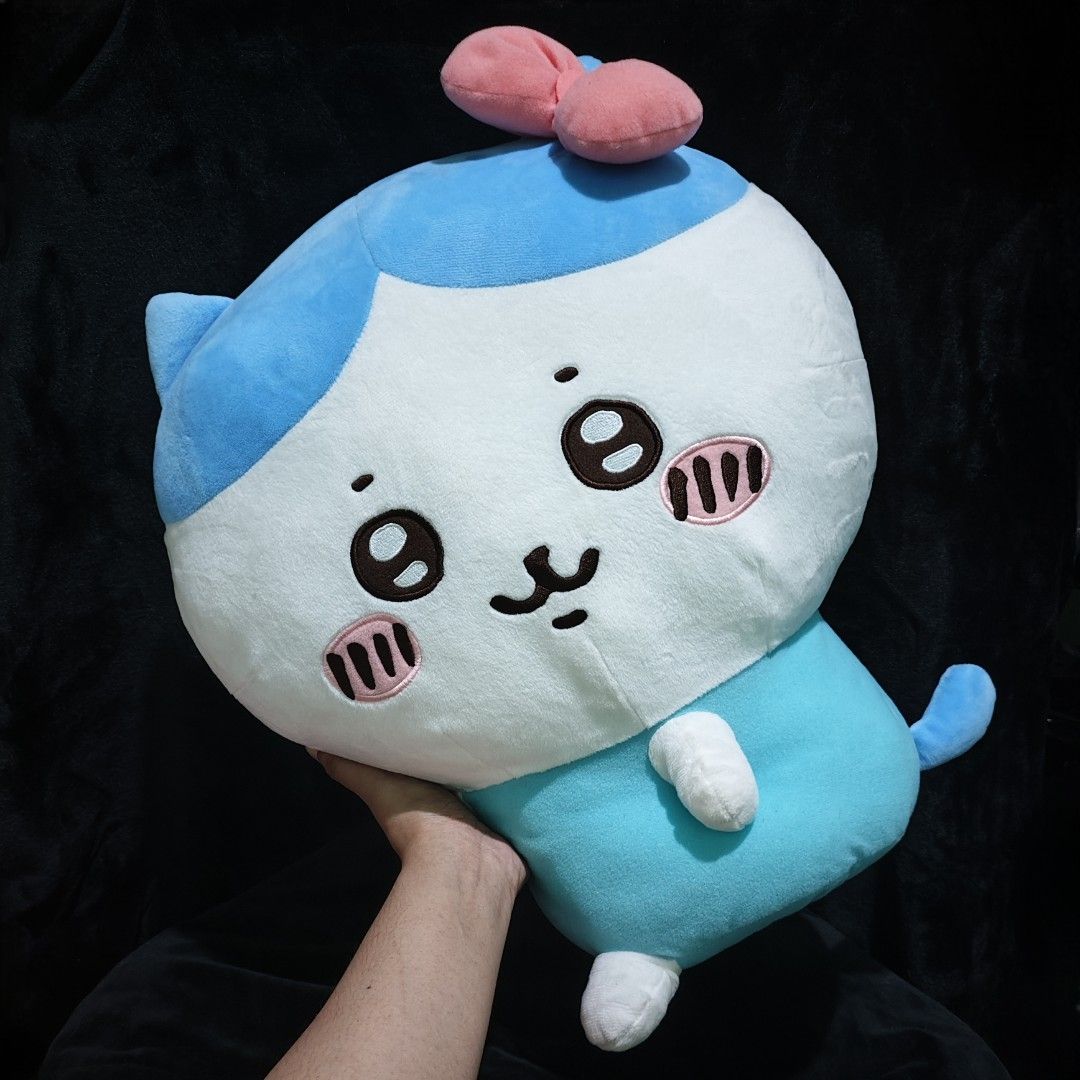 2023 Eikoh Sanrio Hello Kitty x Chiikawa Hachiware XL Plush, Hobbies ...