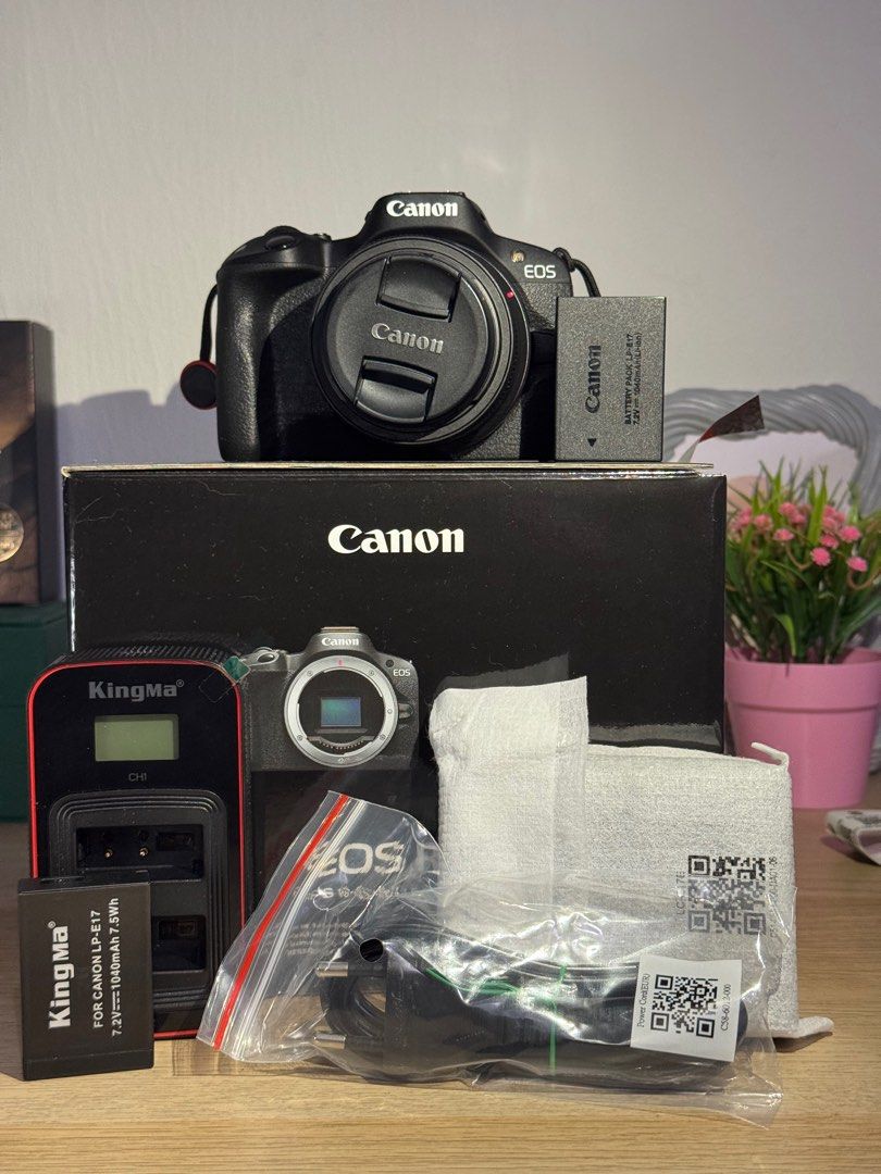 Canon EOS R50 Camera with 15-45mm Lens, Photography, Cameras on Carousell