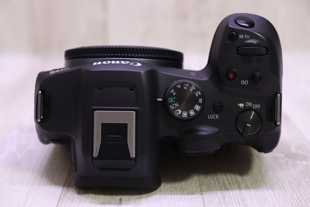 CANON EOS R7 [3.0-inch, approximately 32.5 megapixels, Wi-Fi ...