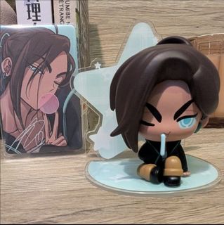 Alien stage ALNST Hyuna Baby Badge, Hobbies & Toys, Toys & Games on ...