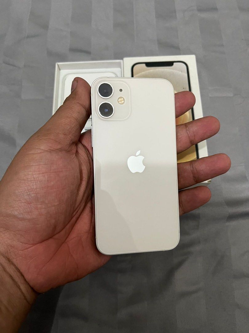 Iphone 12 Mini 256gb white Inter, Telepon Seluler & Tablet, iPhone ...
