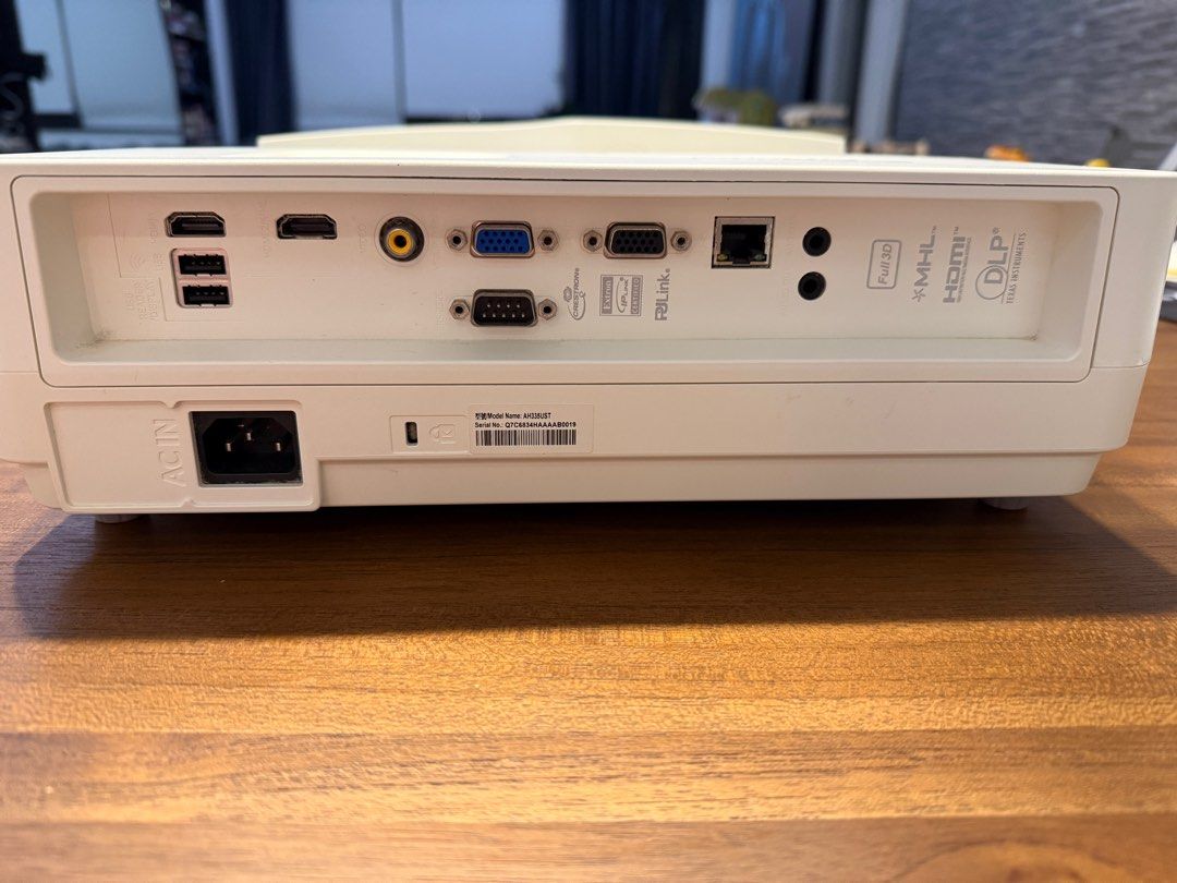 Optoma AH335UST projector 超短投影機, 家庭電器, 電視 & 其他娛樂, 投影機 - Carousell