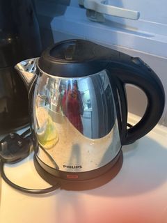 Russell Hobbs Kettle & Philips Toaster Set, TV & Home Appliances ...