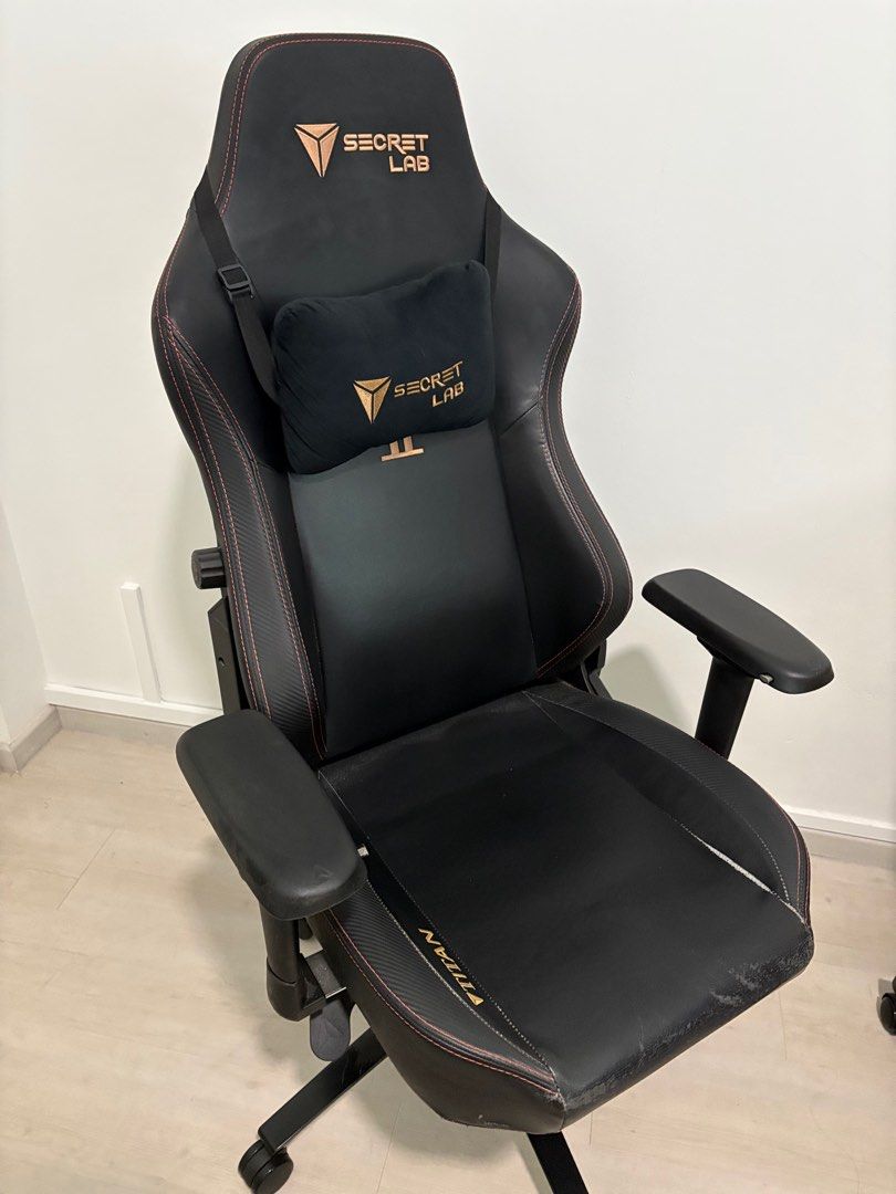 Secretlab Titan Gaming Chair - Black, Furniture & Home Living ...