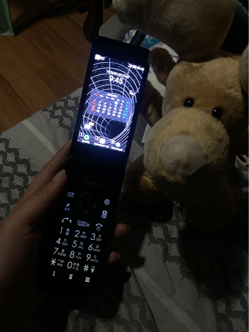 Sharp Aquos 601sh (RARE), Mobile Phones & Gadgets, Mobile Phones, Early ...