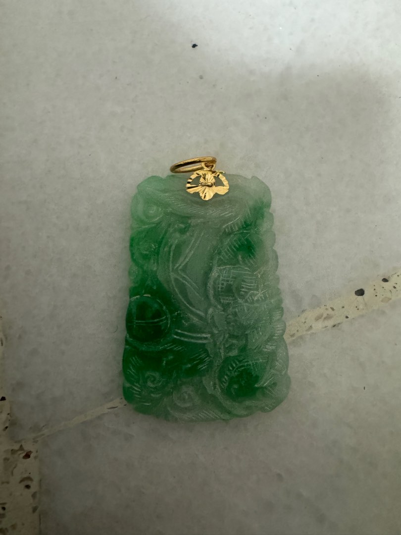 Unknown jade, Women's Fashion, Jewelry & Organisers, Precious Stones on ...