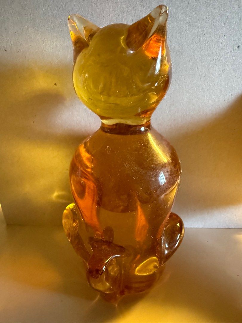 Vintage Amber Glass Cat Figurine, Hobbies & Toys, Toys & Games on Carousell
