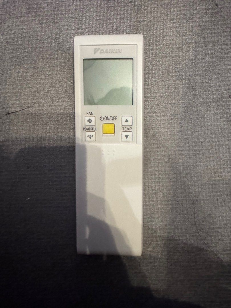 大金冷氣遙控器原裝正版ARC452A4, 家庭電器, 冷氣機及暖風機 - Carousell