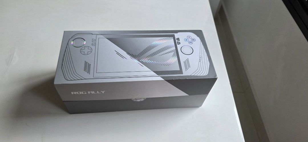 ASUS ROG Ally Handheld Gaming Console, Video Gaming, Video Game ...