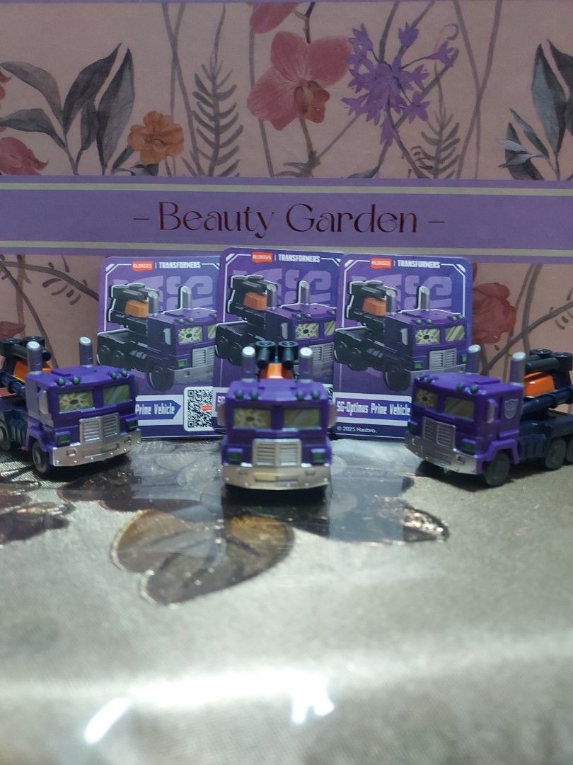 Blokees Transformers SG-Optimus Prime Vehicle, Hobbies & Toys, Toys ...