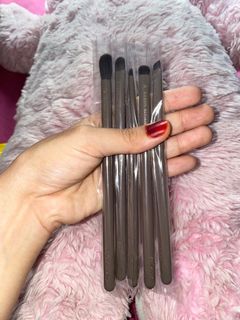 Brush Shower Cleaner, Kesehatan & Kecantikan, Rias Wajah di Carousell