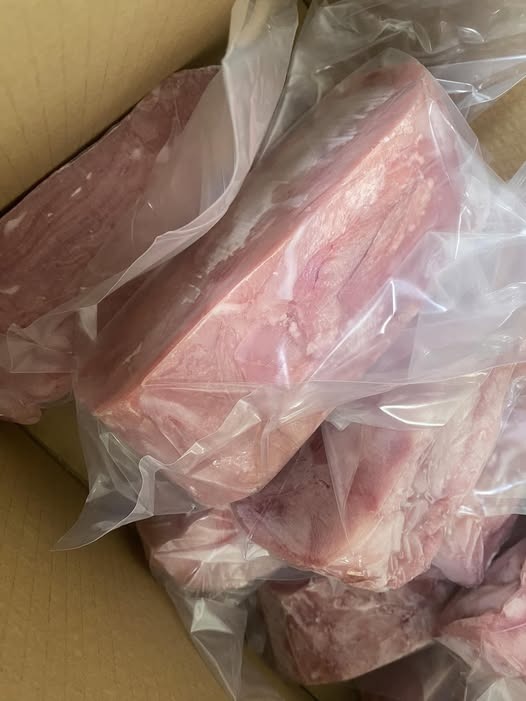 Frozen Boneless Rabbit meat blocks, price is per kg, Food & Drinks ...
