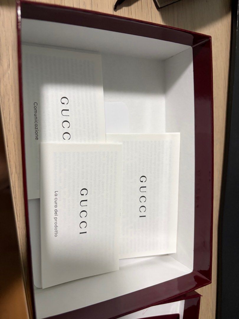 Gucci GG Marmont Bi-Fold Wallet, Luxury, Bags & Wallets on Carousell