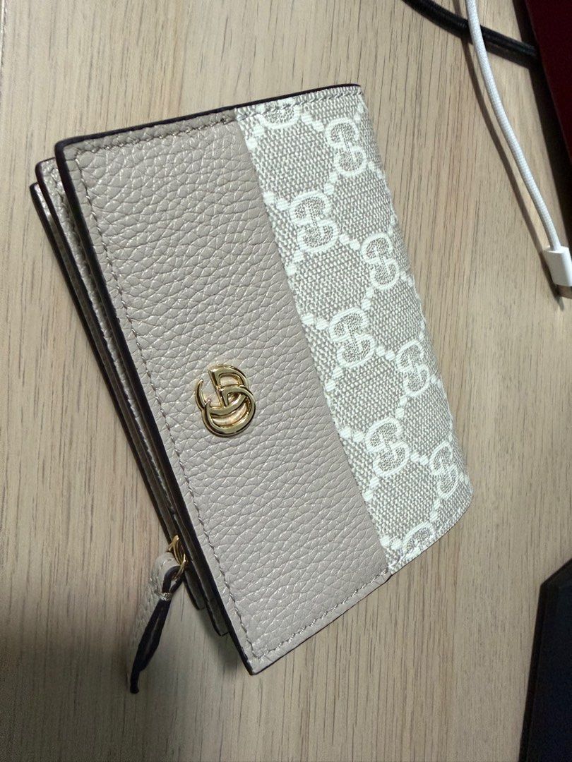 Gucci GG Marmont Bi-Fold Wallet, Luxury, Bags & Wallets on Carousell