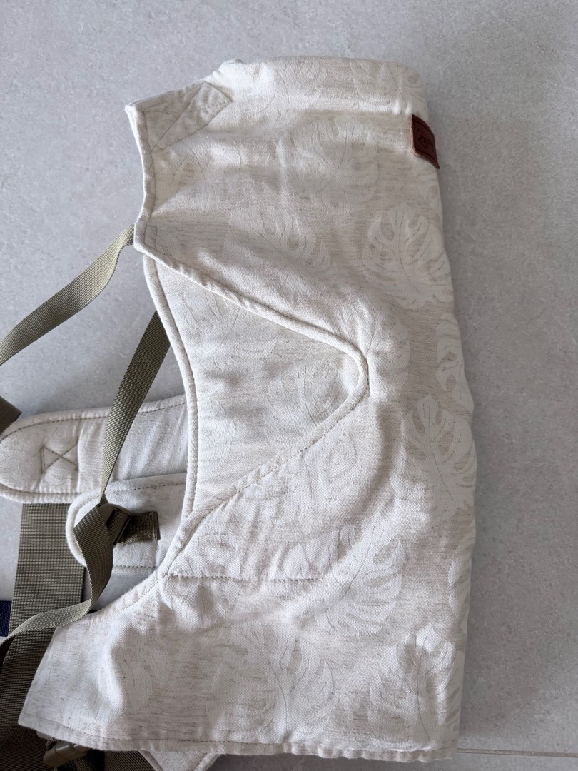 Happy Baby Revolution (forward facing option), Babies & Kids, Going Out ...