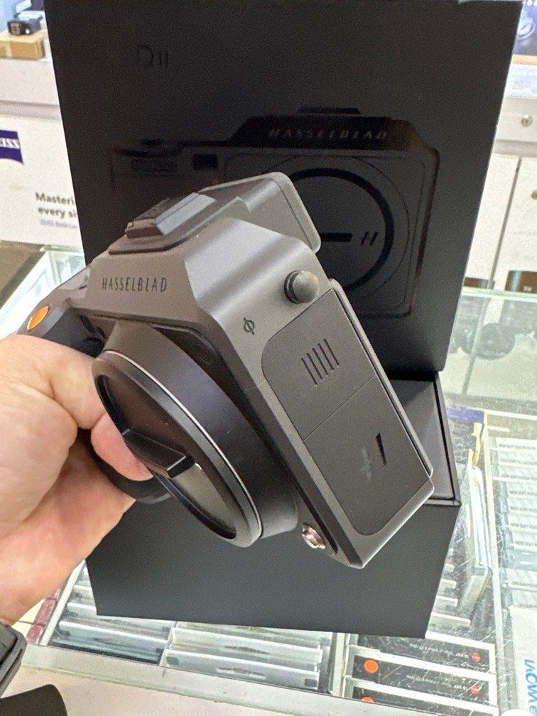 Hasselblad X2D II 100c Body (Purchase date : SEP 25), Photography ...