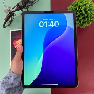 iPad Pro (11”) (4th) Wifi w Accesorries Grey 256GB, Mobile Phones & Gadgets, Tablets, iPad on ...