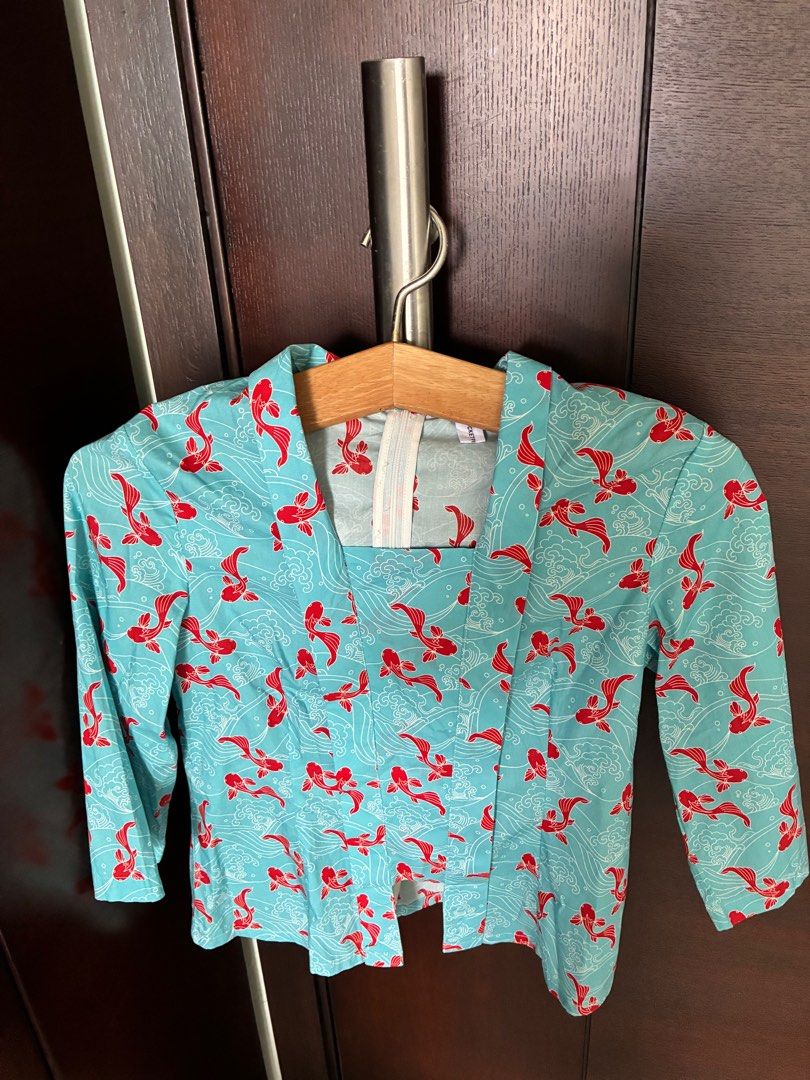 Koi Fish Peranakan Kebaya Top, Women's Fashion, Dresses & Sets, Dresses ...