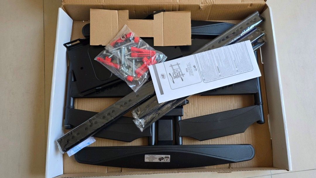 NB Full Motion Cantilever Mount P65, 家庭電器, 電視 & 其他娛樂, 電視組件及配件 - Carousell